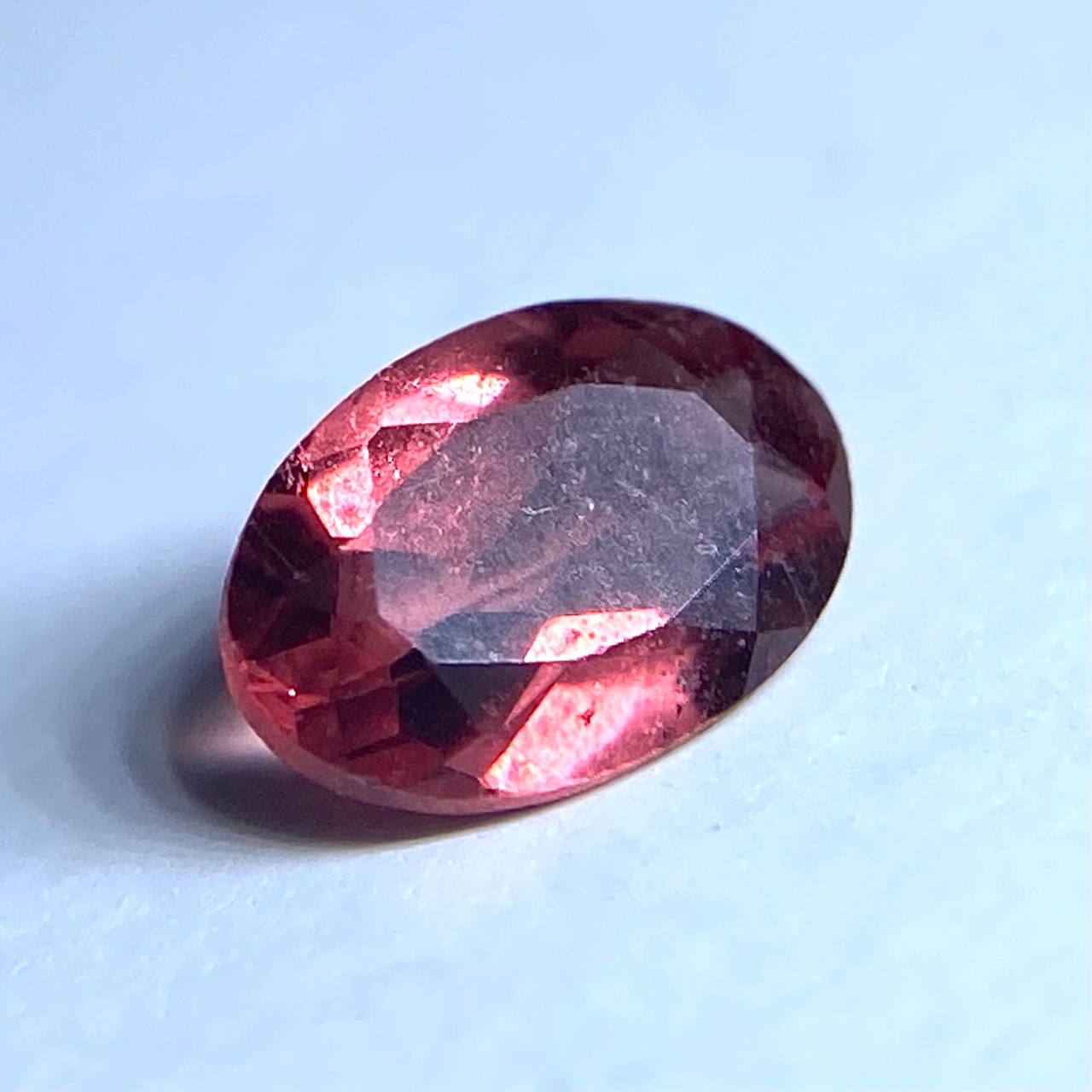 レッドスピネル | differencee（ディファレンシー）公式