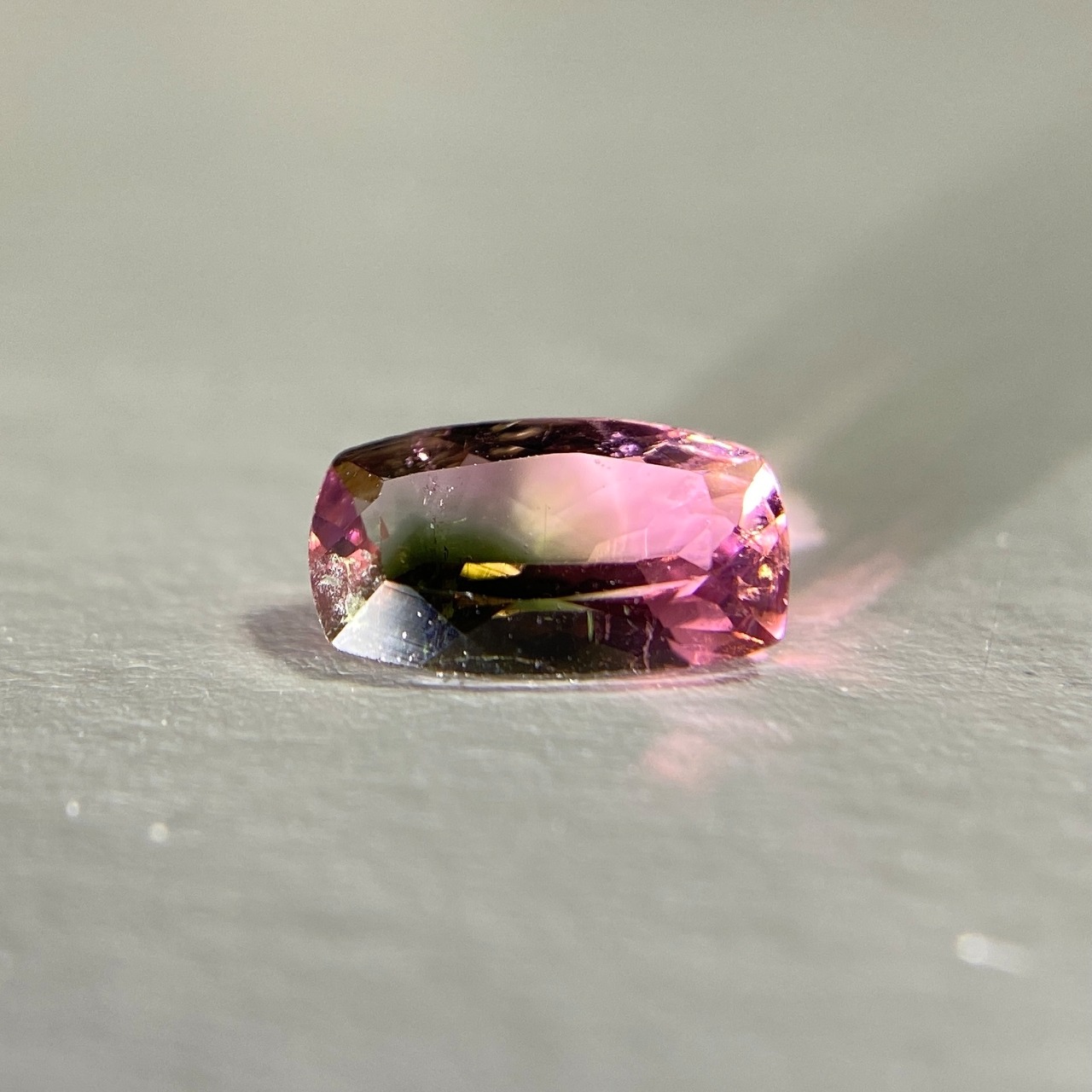 バイカラートルマリン | differencee（ディファレンシー）公式