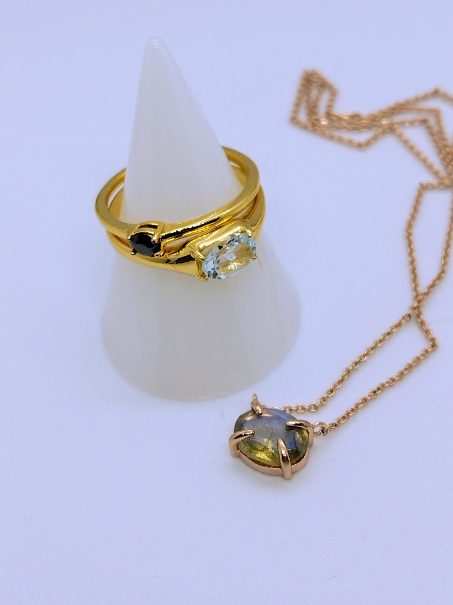 廃棄宝石のアクセサリーアレンジレシピは無限大！ | differencee（ディファレンシー）公式