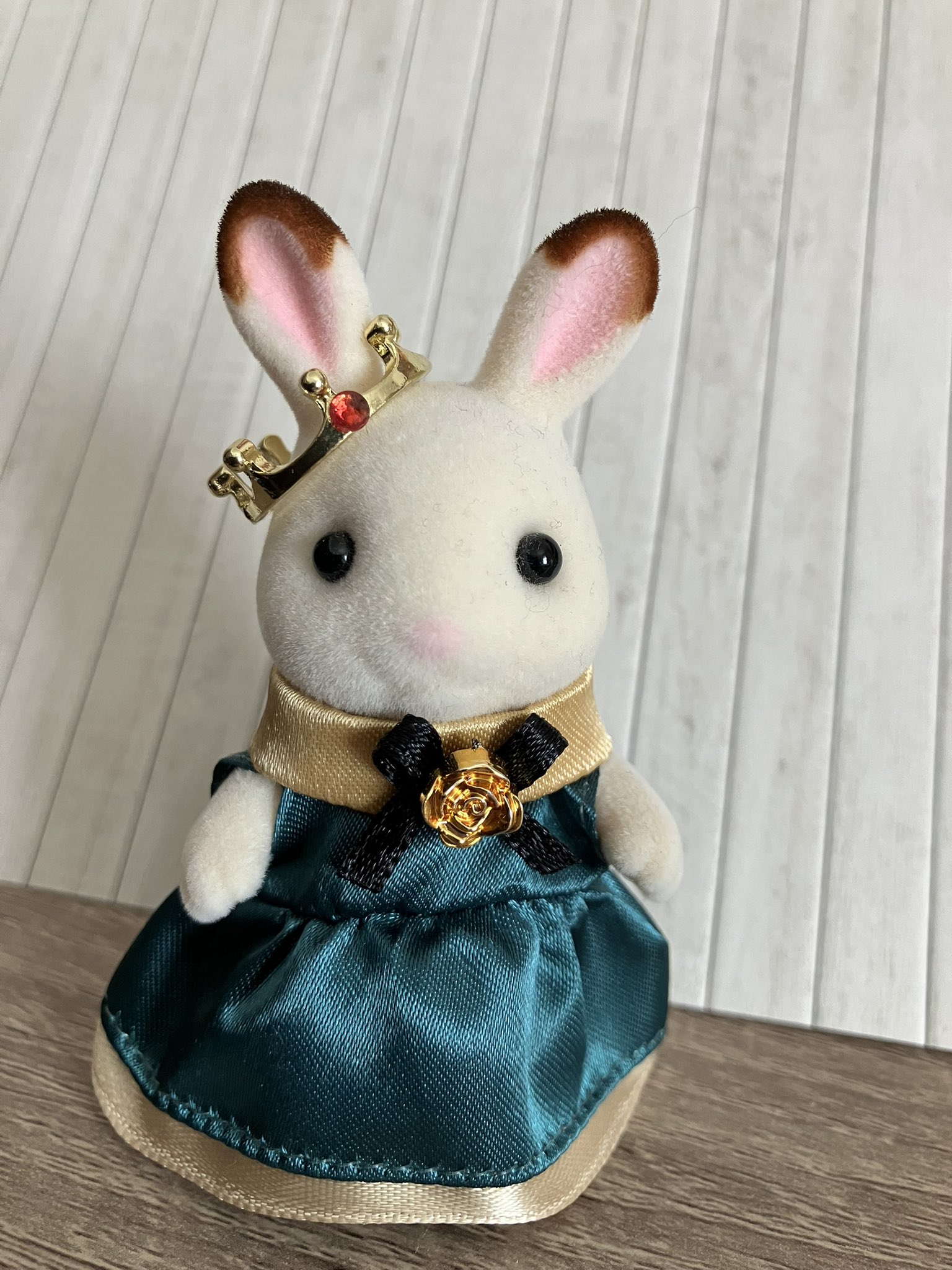 廃棄宝石がステキなディスプレイに変身 | differencee（ディファレンシー）公式